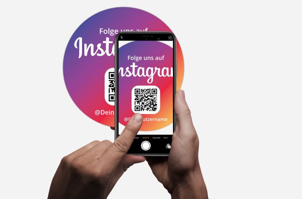 Instagram Roll Up Banner Color - empfehlio